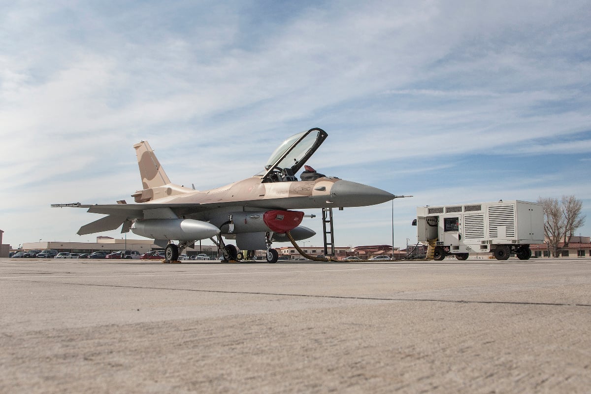 Flexible Defense Ground Power Equipment - Oshkosh AeroTech