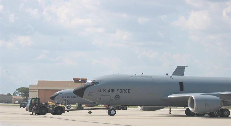 Military Aircraft Tow Tractors for Defense Aviation - Oshkosh AeroTech